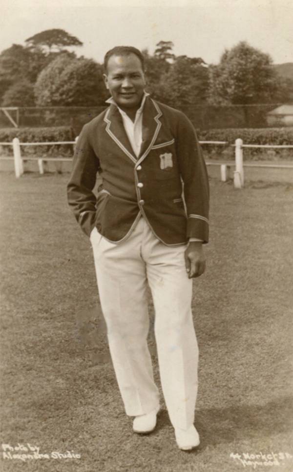 Achong Ellis "Puss" Image 1 Trinidad & Tobago 1933 - Vintage Cricketers